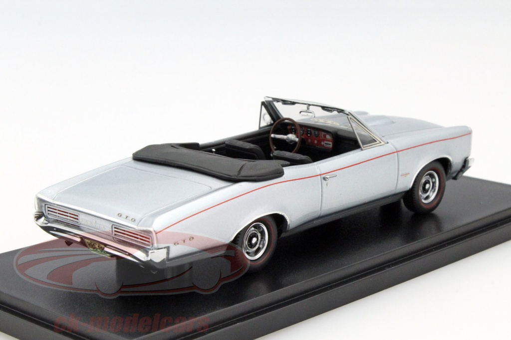 Neo 1:43 Pontiac GTO convertible silver NEO46070 model car NEO46070 ...