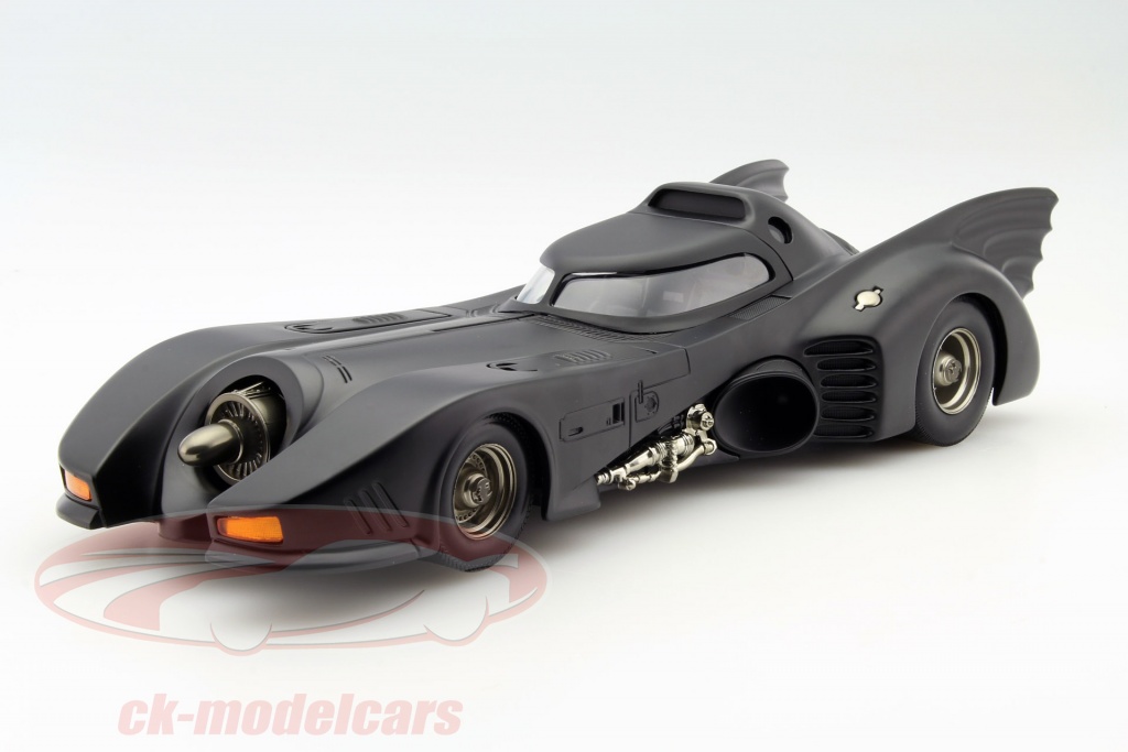 HotWheels 1:18 Batmobile van de Film Batman Returns 1992 zwart CMC96 ...