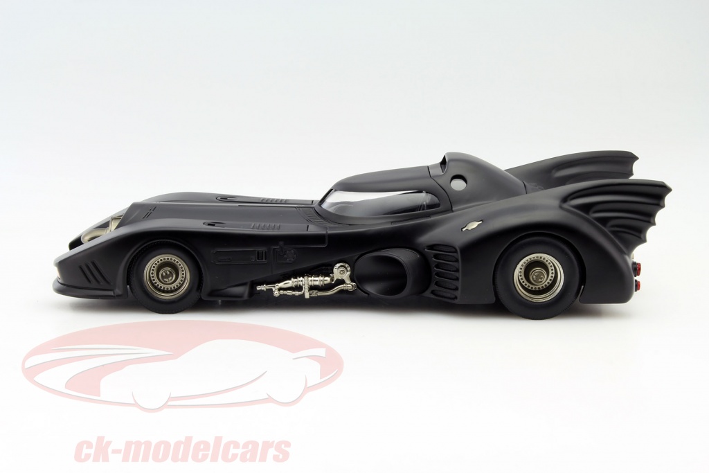 HotWheels 1:18 Batmobile out the Movie Batman Returns 1992 black CMC96 ...