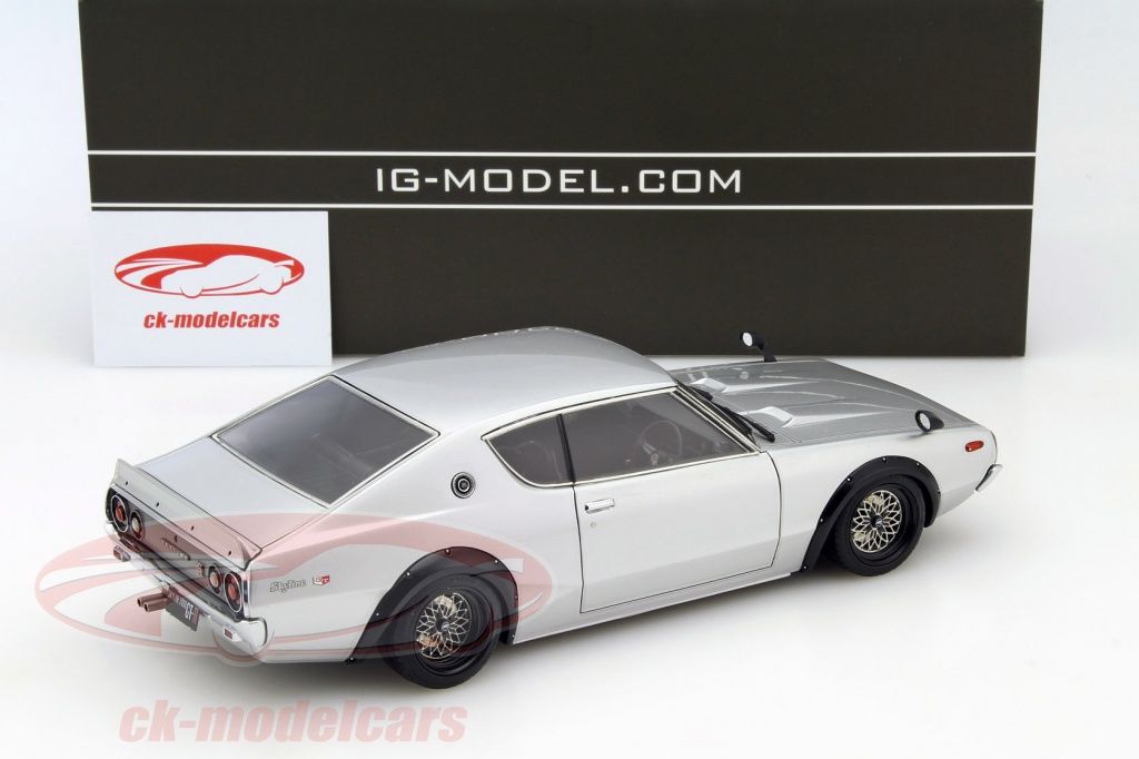 Ignition Model 1:18 Nissan Skyline 2000 GT-R argent IG0746 modèle voiture IG0746 4571477907469