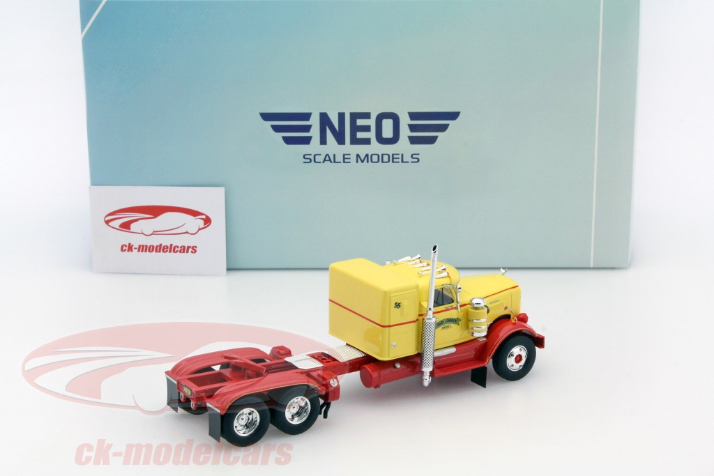 Neo 1:43 International Harvester RDF 405 year 1955 yellow / red ...