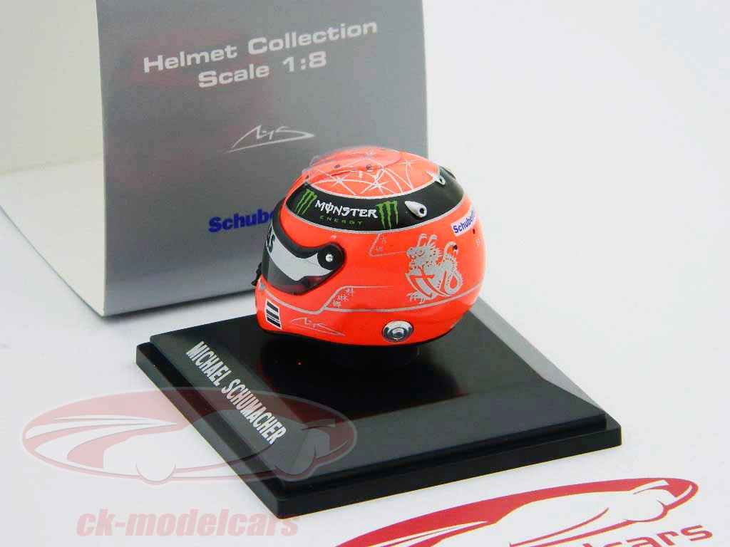Spark 1:8 Michael Schumacher formula one 2011 helmet model car