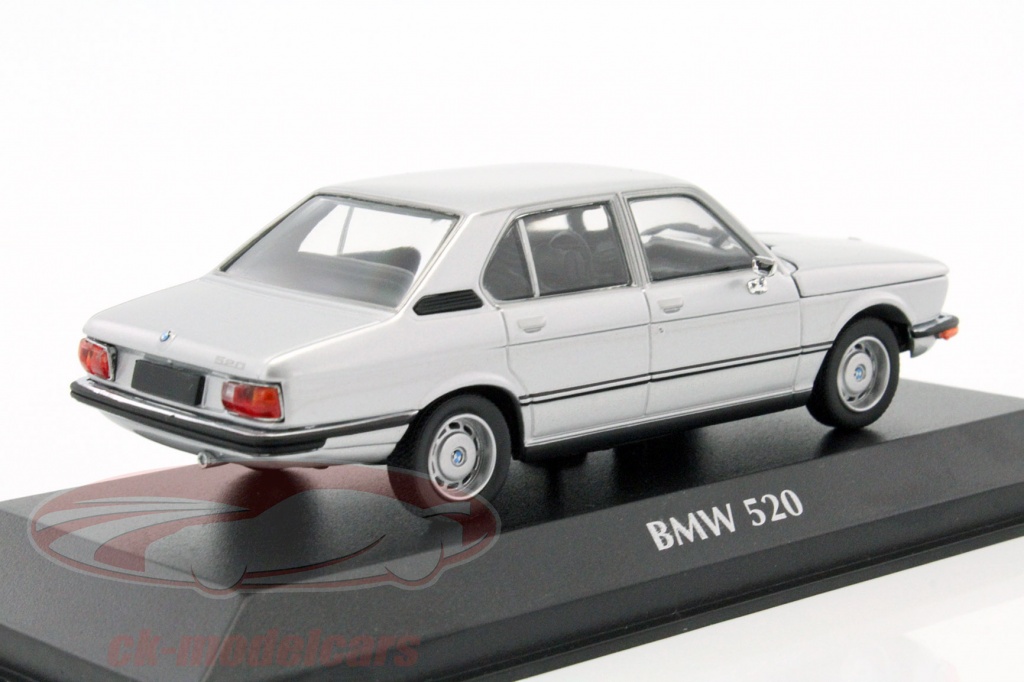 Minichamps 1:43 BMW 520 year 1974 silver 940023000 model car 940023000 ...