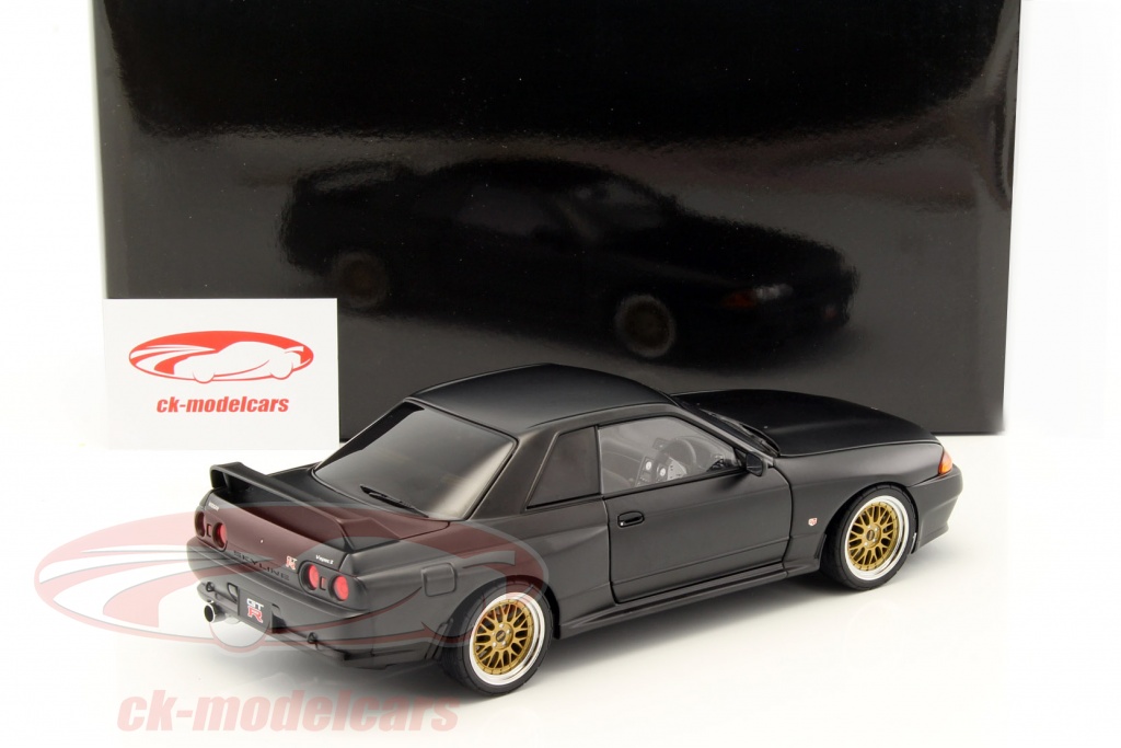 AUTOart 1:18 Nissan Skyline GT-R (R32) Tuned Version frosted black ...