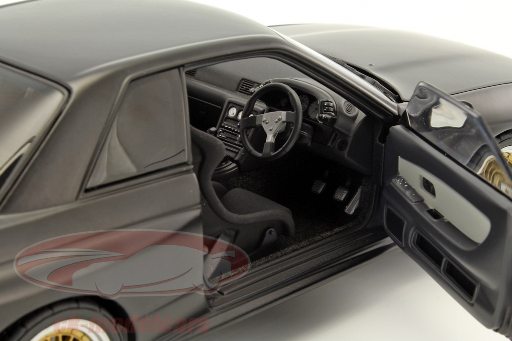 AUTOart 1:18 Nissan Skyline GT-R (R32) Tuned Version frosted black ...