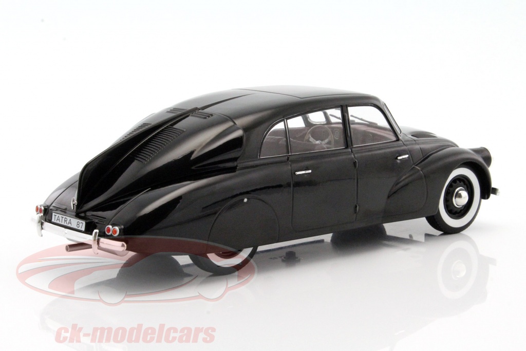 ModelCarGroup 1:18 Tatra 87 black MCG18069 model car MCG18069