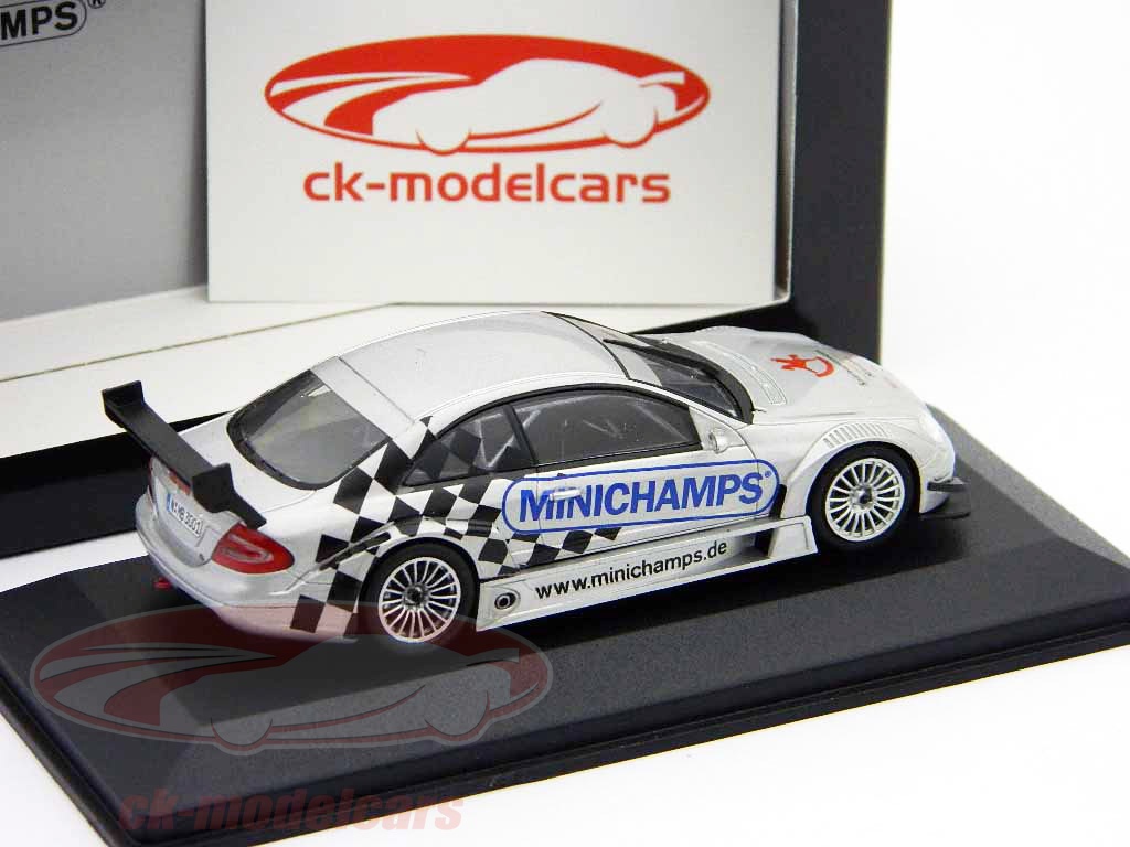 Minichamps 1:43 メルセデス・ベンツCLK DTMストリート・トイフェアニュルンベルク2003年 CK999467 モデル 車 ...
