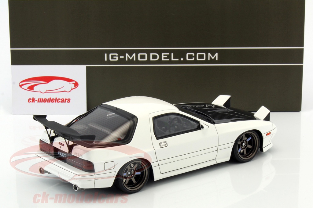 Ignition Model 1:18 Mazda Savanna RX-7 (FC3S) weiß IG1102 Modellauto IG1102 4573448881020