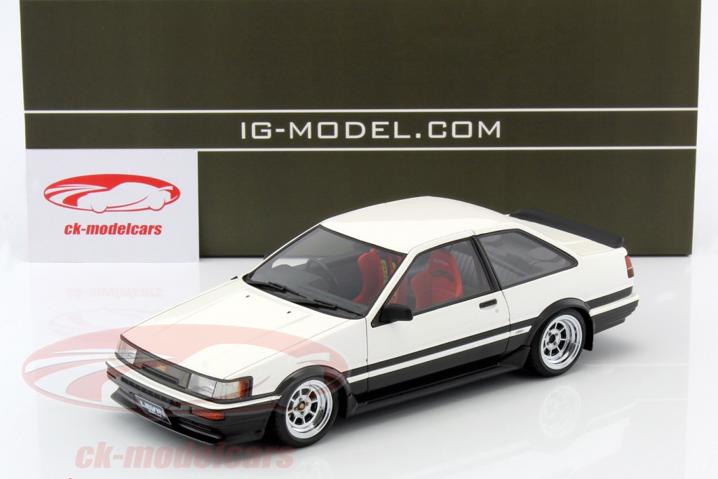 Ignition Model 1:18 Toyota Corolla Levin (AE86) 2-Door GT Apex white / black IG0553 model car ...