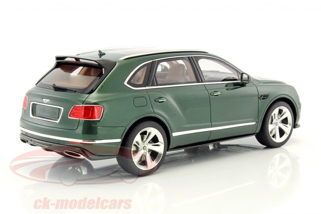 GT-SPIRIT 1:18 Bentley Bentayga Sport year 2016 green metallic GT133 ...