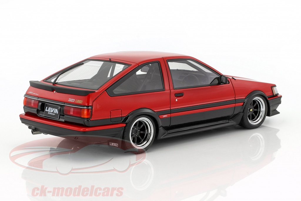 Ignition Model 1:18 Toyota Corolla Levin (AE86) 3ドア GT Apex 赤 / 黒 IG0545 モデル 車 IG0545 4571477905458