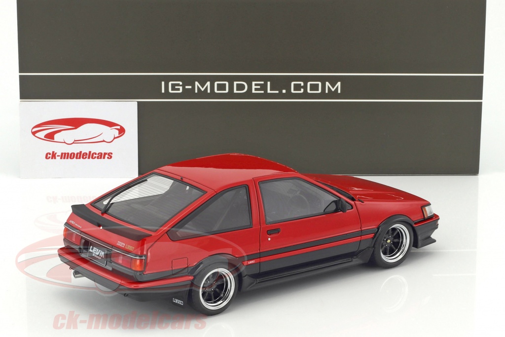 Ignition Model 1:18 Toyota Corolla Levin (AE86) 3ドア GT Apex 赤 / 黒 IG0545 モデル 車 IG0545 4571477905458