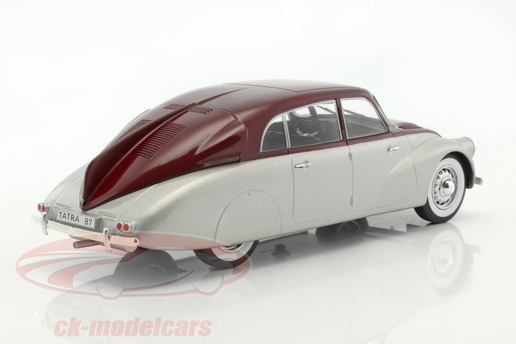 ModelCarGroup 1:18 Tatra 87 silver / dark red ModelCar Group MCG18067 ...