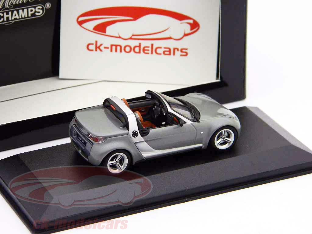Minichamps 1:43 Smart Roadster glance grey metallic 400032131 model car ...
