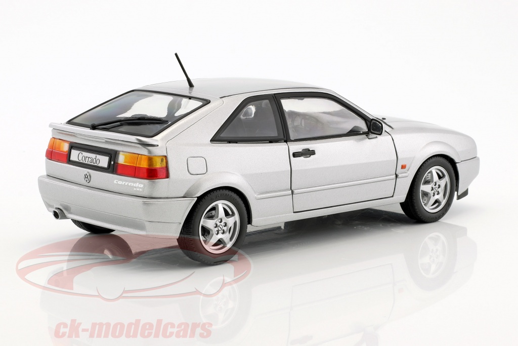 Revell 1:18 Volkswagen VW Corrado VR6 year 1991 silver metallic ...