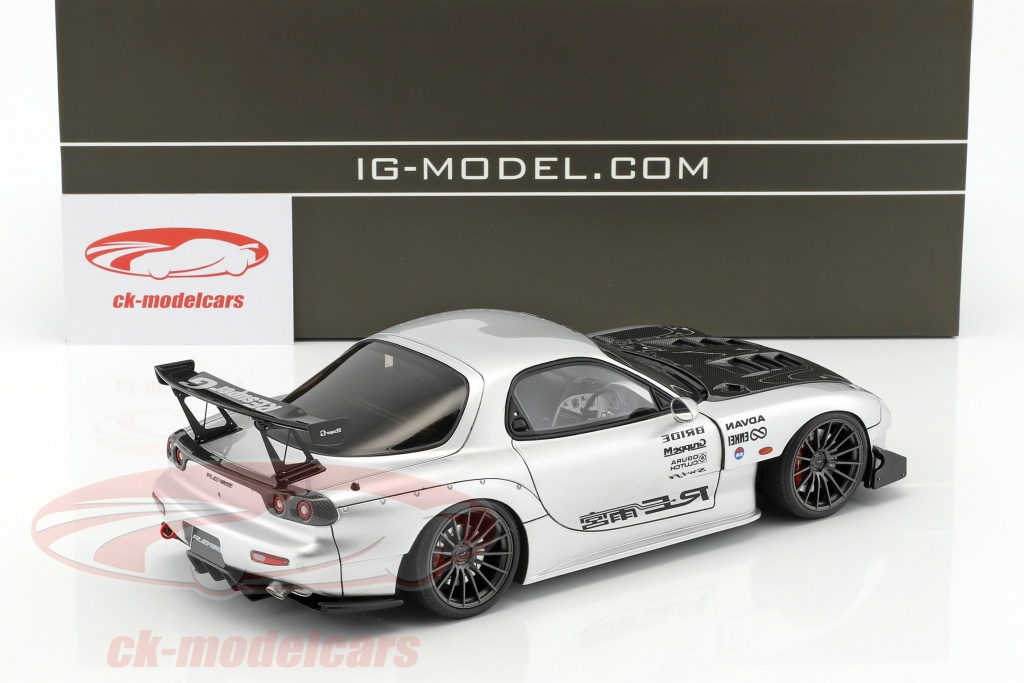 Ignition Model 1:18 Mazda RX-7 (FD3S) RE Amemiya 銀 IG1044 モデル 車 IG1044 4573448880443