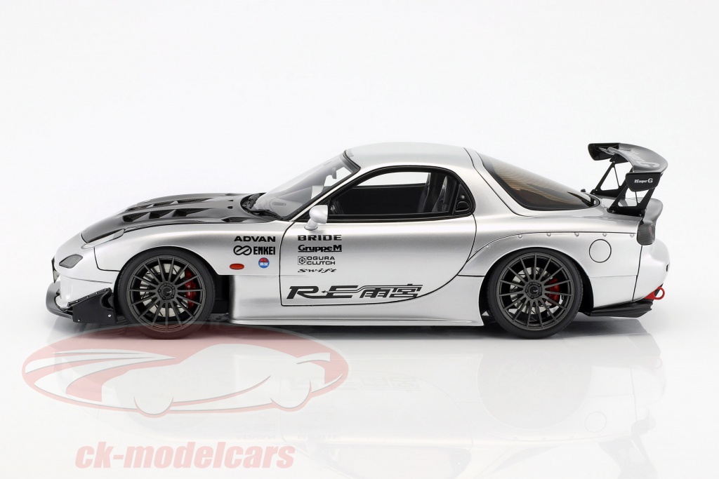 Ignition Model 1:18 Mazda RX-7 (FD3S) RE Amemiya silver IG1044 model car IG1044 4573448880443