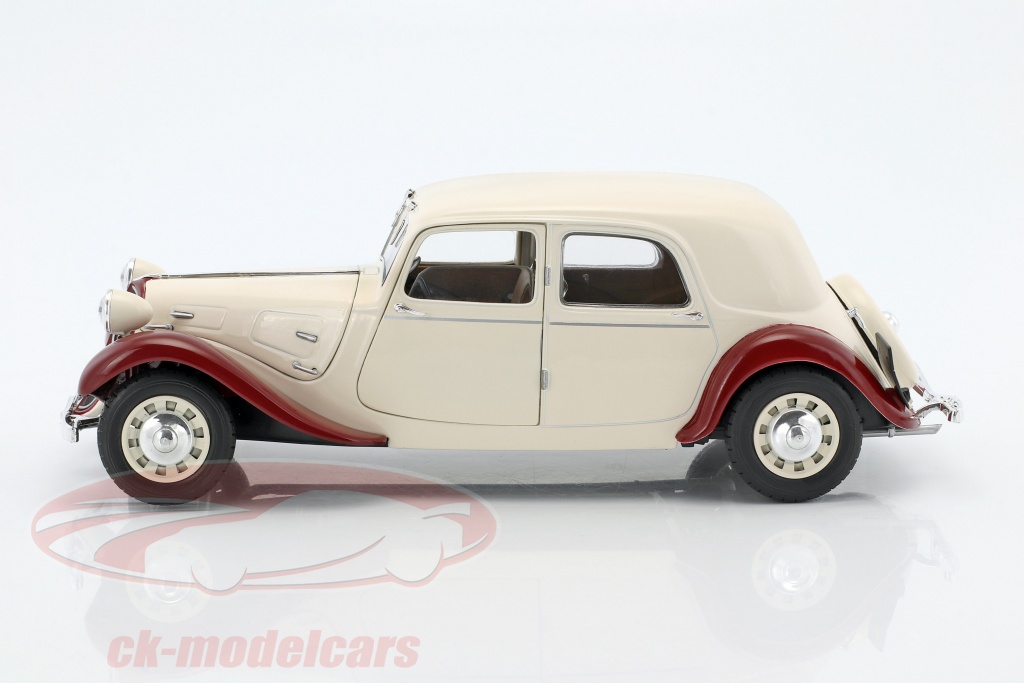 Solido 1:18 Citroen Traction 11CV 築 1938 ベージュ / パープル S1800901 モデル 車 S1800901 3663506001635