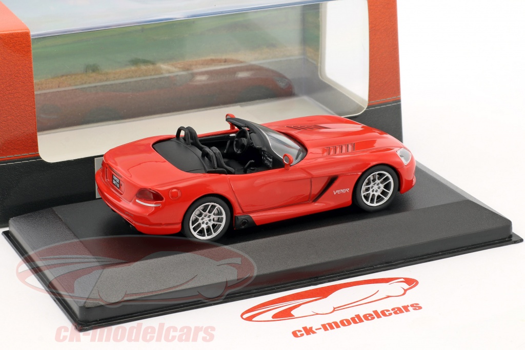 Atlas 1:43 Dodge Viper SRT-10 year 2003 red 2891015 model car 2891015