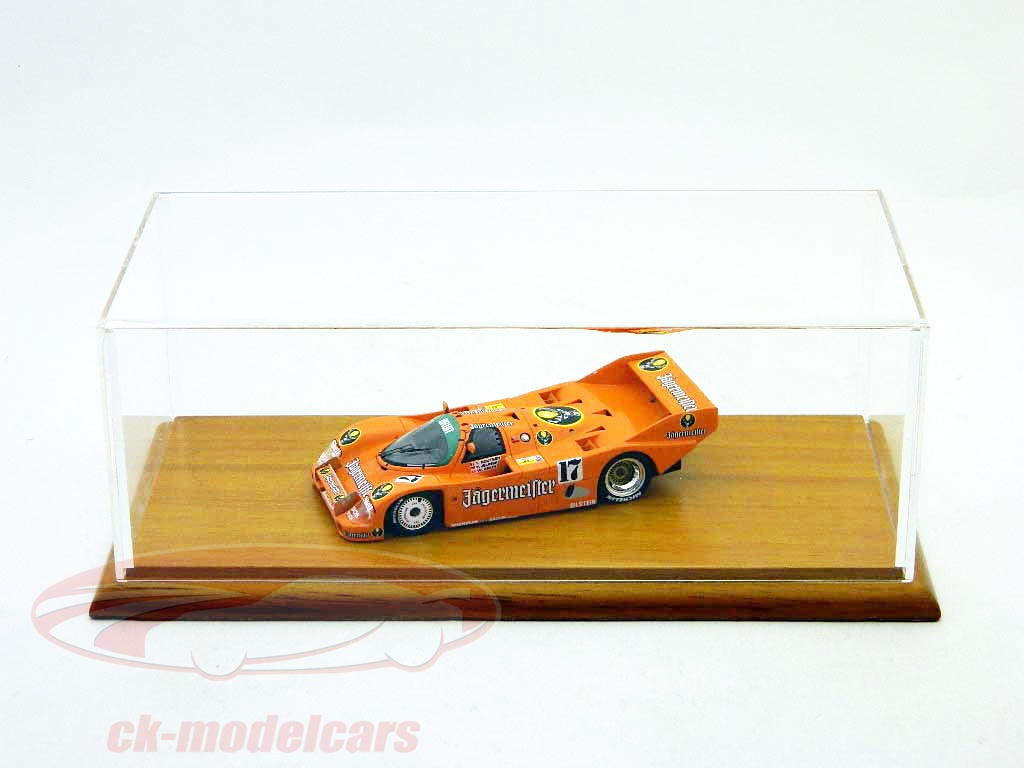 Kunstoff Vitrine / showcase & wooden base 1:43 CMC