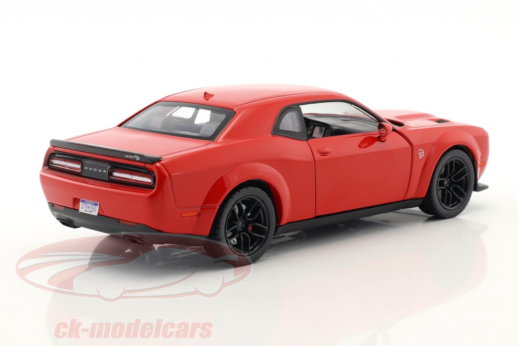 MotorMax 1:24 Dodge Challenger SRT Hellcat Widebody year 2018 red ...