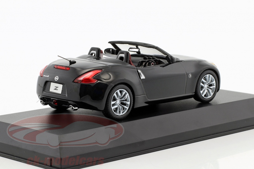 Kyosho 1:43 Nissan Fairlady Z Roadster Toy Fair Nürnberg 2010 black ...