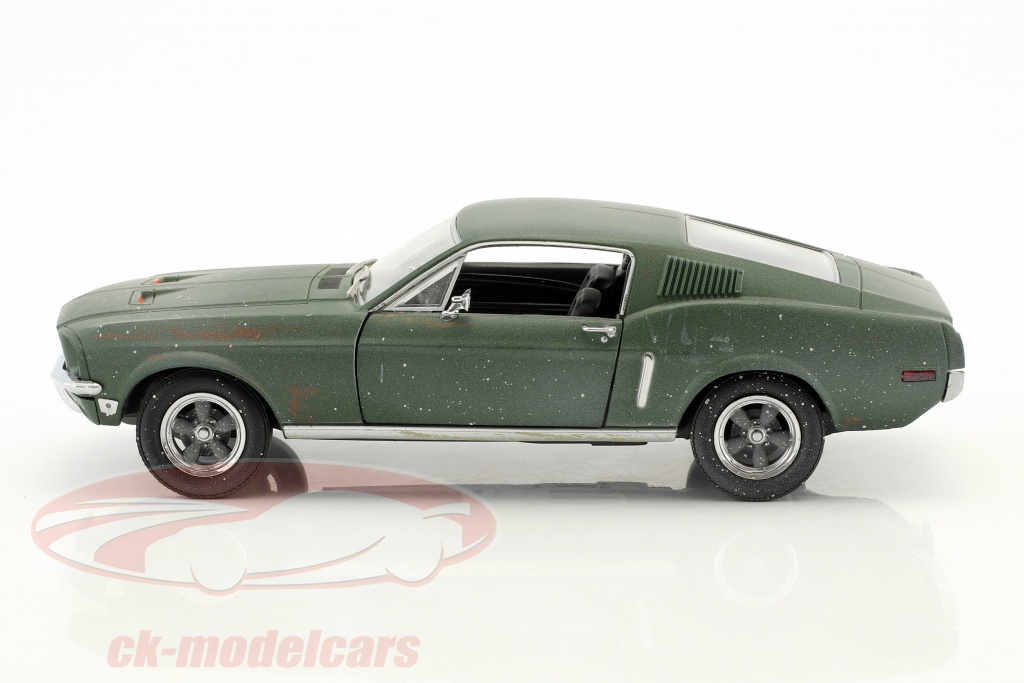 Greenlight 1:24 Ford Mustang GT Fastback unrestored Steve McQueen Movie Bullitt (1968) green ...