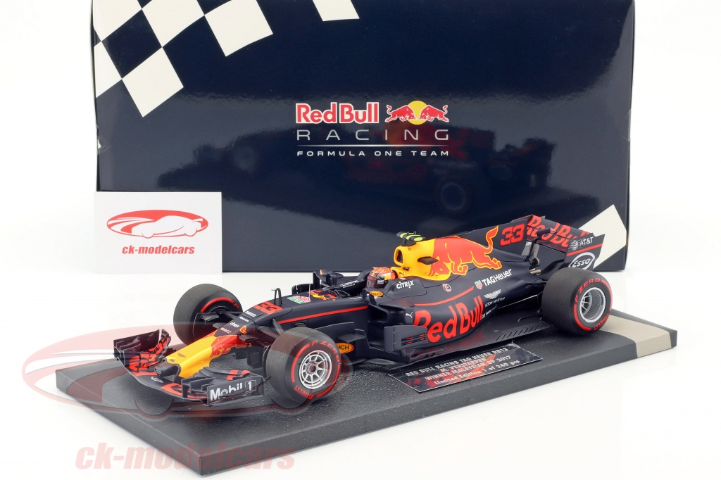 Minichamps 1:18 Max Verstappen Red Bull RB13 #33 Winner Malaysian GP formula 1 2017 117171533 ...
