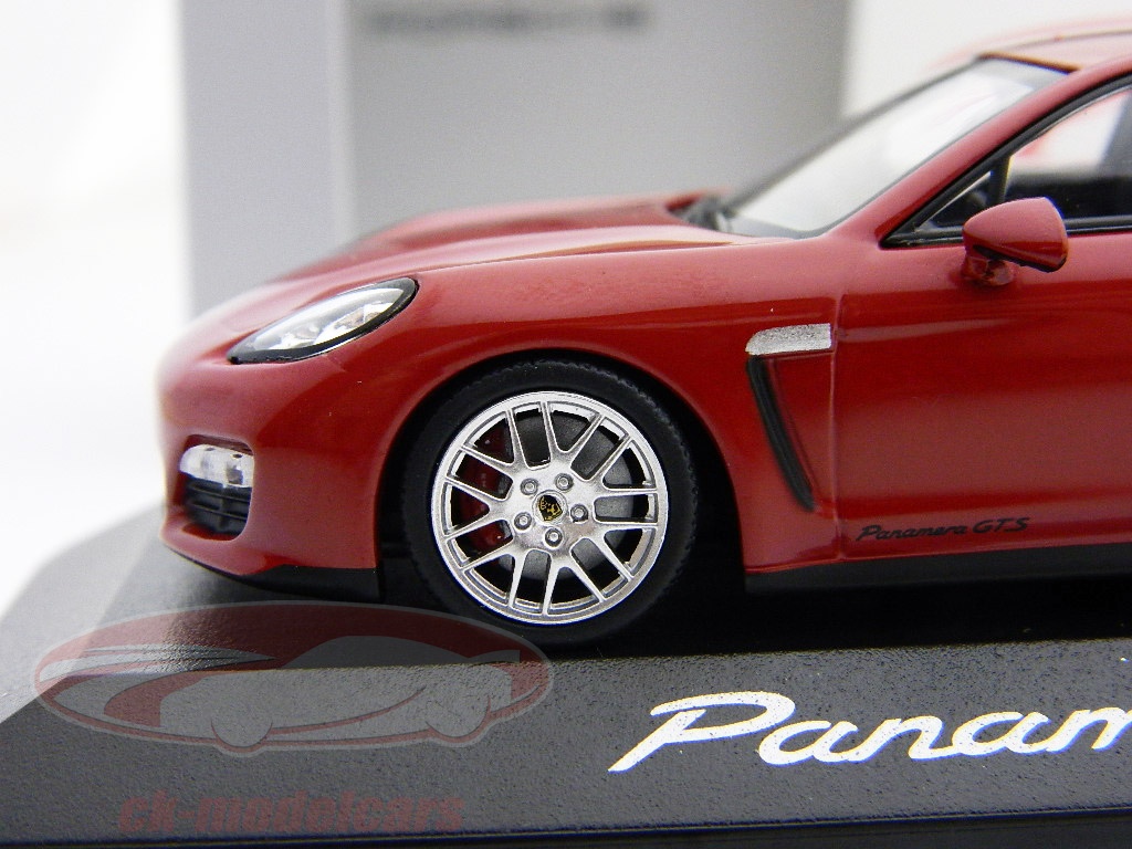 Minichamps 1:43 Porsche Panamera GTS rot WAP0204100E Modellauto WAP0204100E