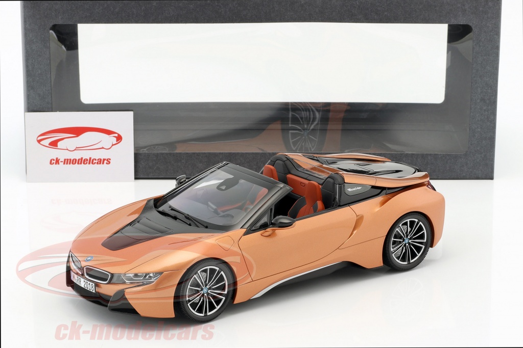 Minichamps 1:18 BMW i8 Roadster Baujahr 2018 kupfer metallic / schwarz ...