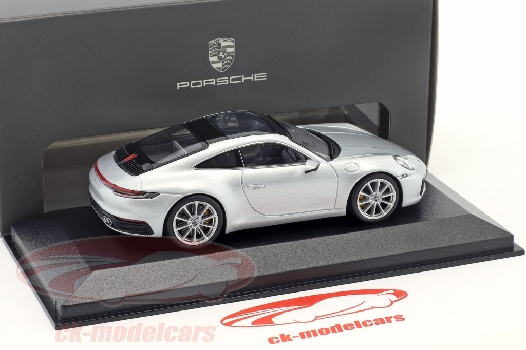 Minichamps 1:43 Porsche 911 (992) C2S Coupe Baujahr 2019 dolomitsilber ...