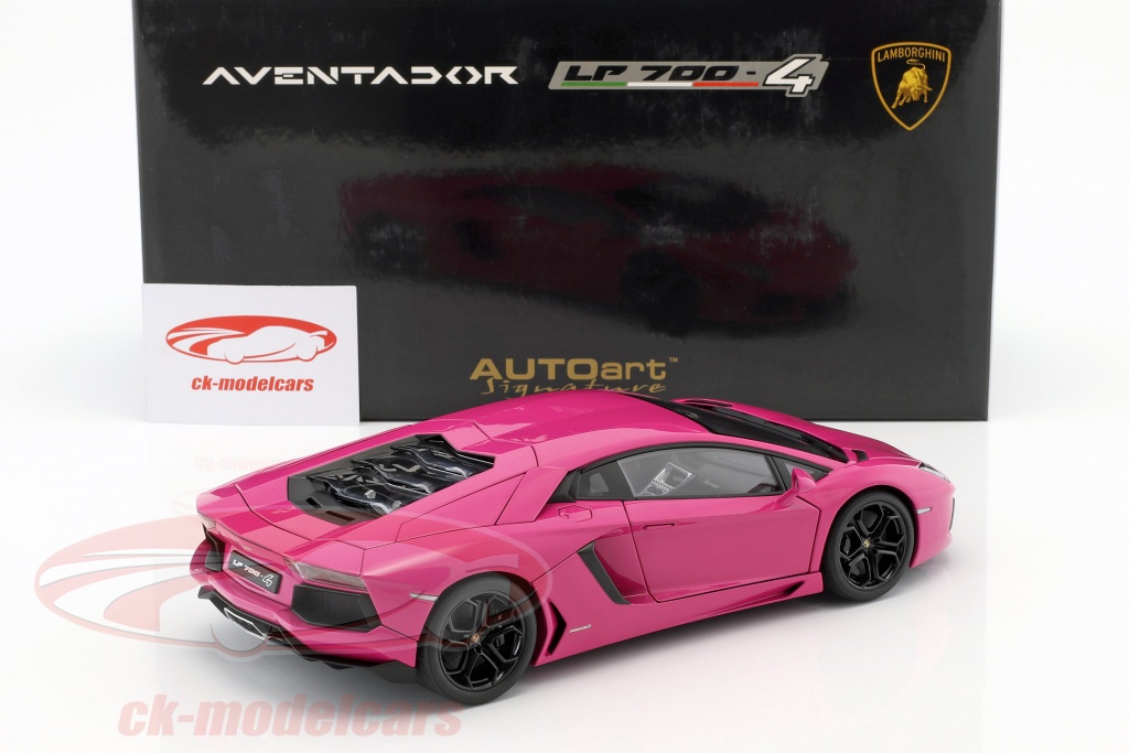 AUTOart 1:18 Lamborghini Aventador LP700-4 Year 2011 pink 74660 model ...