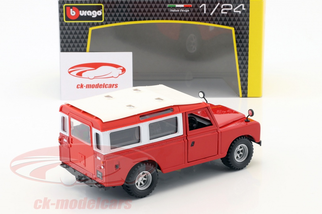 Bburago 1:24 Land Rover Series II red / white 18-22063R model car 18 ...