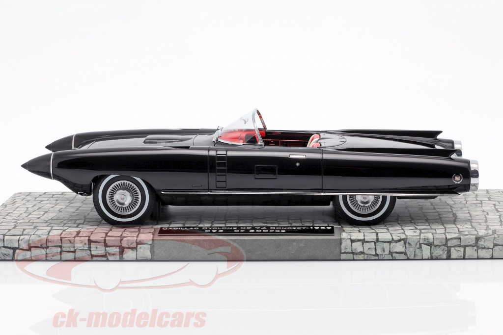 Minichamps 1:18 Cadillac Cyclone XP 74 Concept Car 1959 silver / black ...