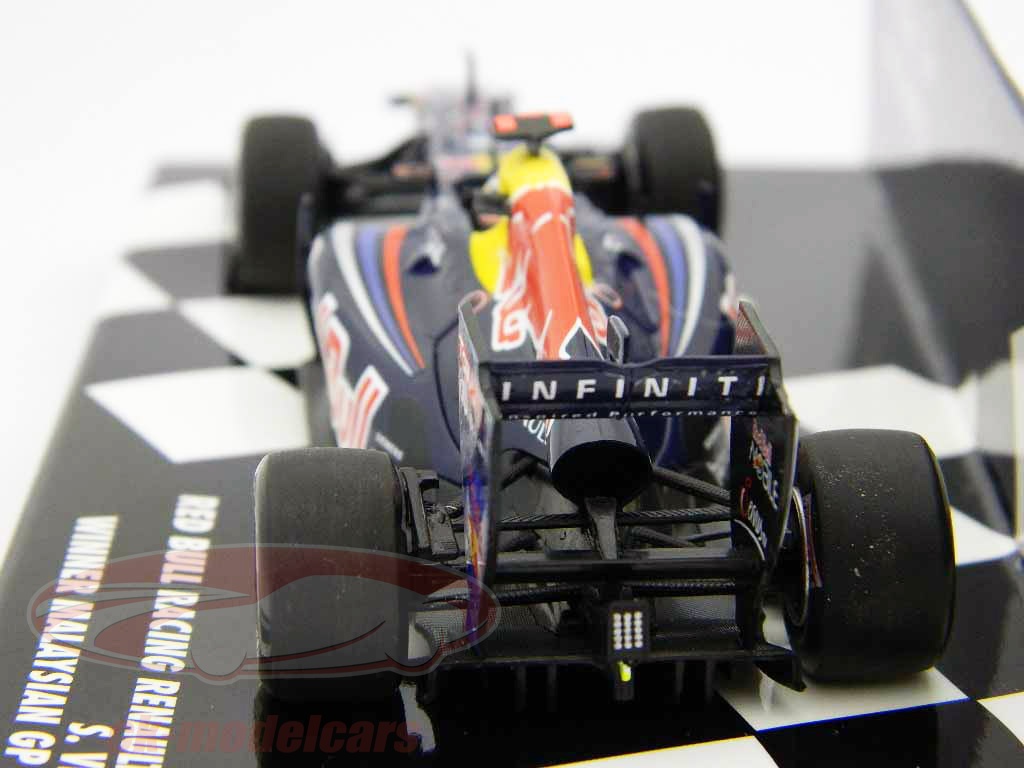 Minichamps 1:43 S. Vettel Red Bull Renault RB7 Winner Malaysian GP ...