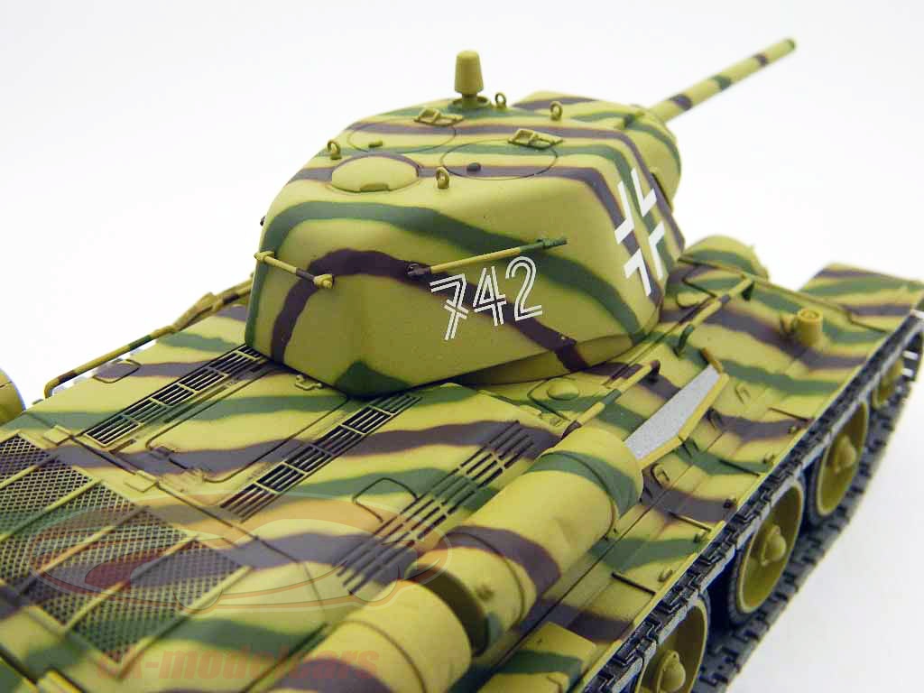 Minichamps 1:35 T34/76 Captured Panzer 6. Division, Panzerregiment 11 2 ...