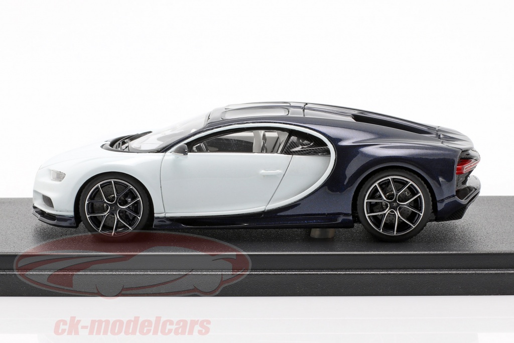 LookSmart 1:43 Bugatti Chiron Skyview blanco / azul oscuro metálico ...