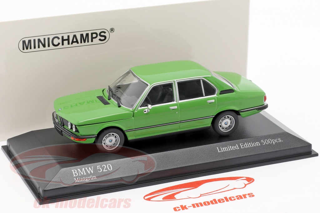 Minichamps 1:43 BMW 520 E12 Baujahr 1974 grün 943023003 Modellauto 943023003 4012138158023