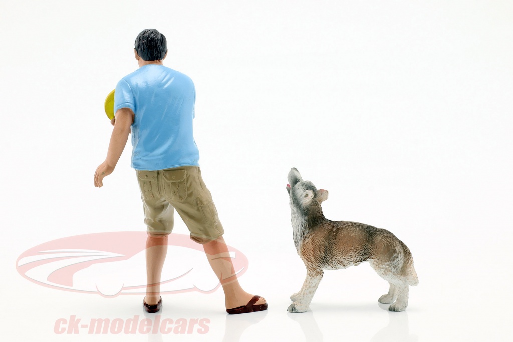 American Diorama 1:18 Man with dog figure set AD23889 model car AD23889 ...