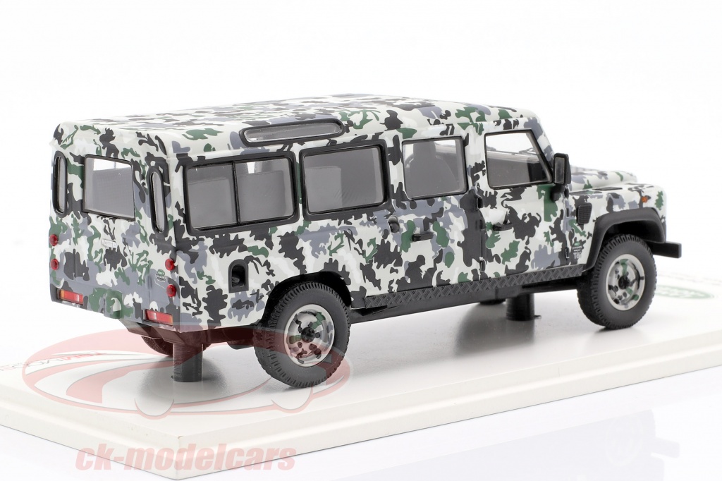 True Scale 1:43 Land Rover Defender CNN Armoured Vehicle Pizza Truck ...