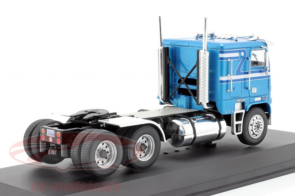 Ixo 1:43 Freightliner FLA Truck year 1993 light blue metallic TR046 model car TR046 4895102327089
