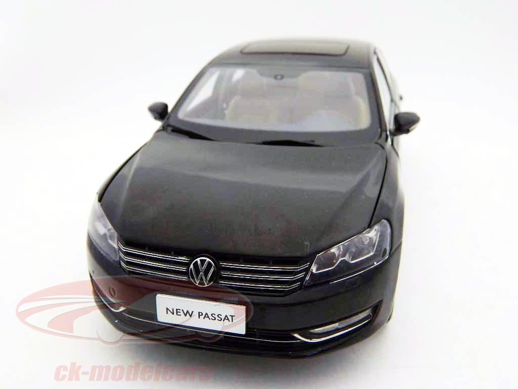 Paudi 1:18 Volkswagen New Passat 2011 black 2256BK model car 2256BK ...