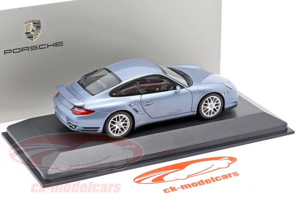 Minichamps 1:43 Porsche 911 Turbo S ice blue / blue WAP0200120A model ...