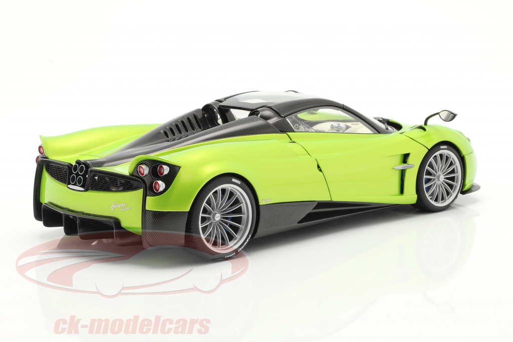 AUTOart 1:18 Pagani Huayra Roadster year 2017 light green metallic ...