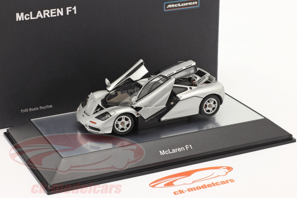 AUTOart 1:43 McLaren F1 Road Car 1993-97 silver metallic 56001 model ...
