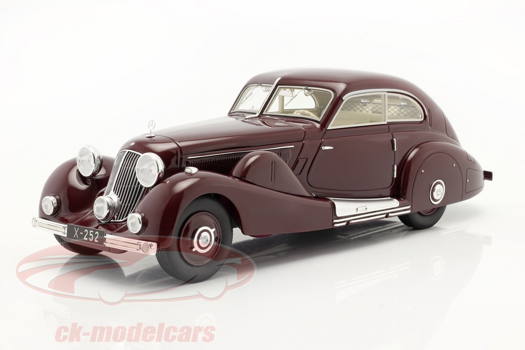 Matrix 1:18 Mercedes-Benz 500K Special Streamlined car 1935 red-brown ...