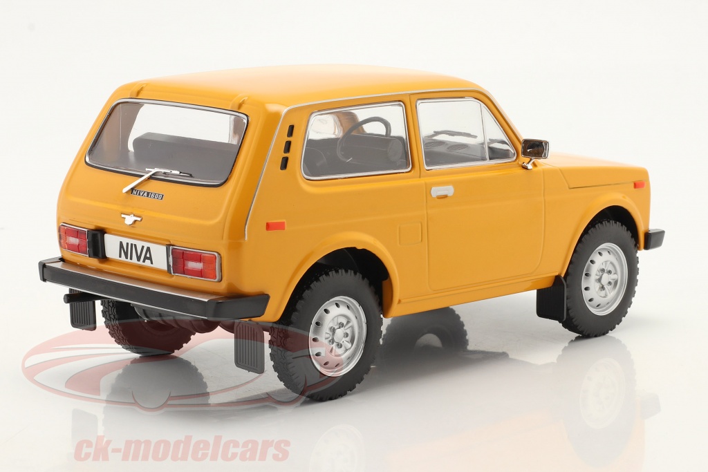 ModelCarGroup 1:18 Lada Niva dark yellow ModelCar Group MCG18254 model ...
