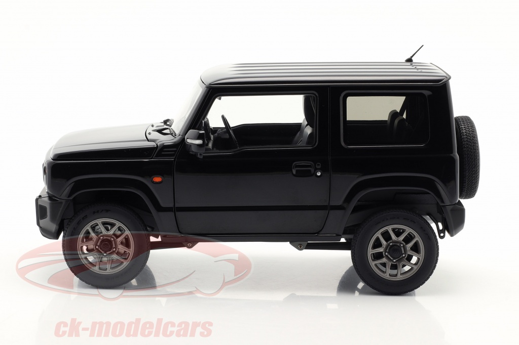 AUTOart 1:18 Suzuki Jimny (JB64) RHD year 2018 black 78503 model car 78503 674110785036