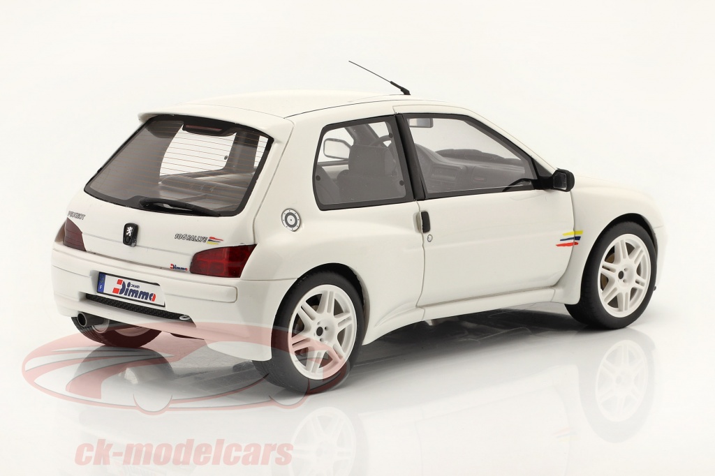 GT-SPIRIT 1:18 Peugeot 106 Maxi Dimma year 1997 white OttOmobile OT393 ...