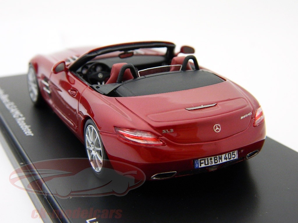 Schuco 1:43 メルセデス·ベンツSLS AMGロードスターBjは2012腐敗/赤完成モデル分 45 088 7100 モデル 車 ...
